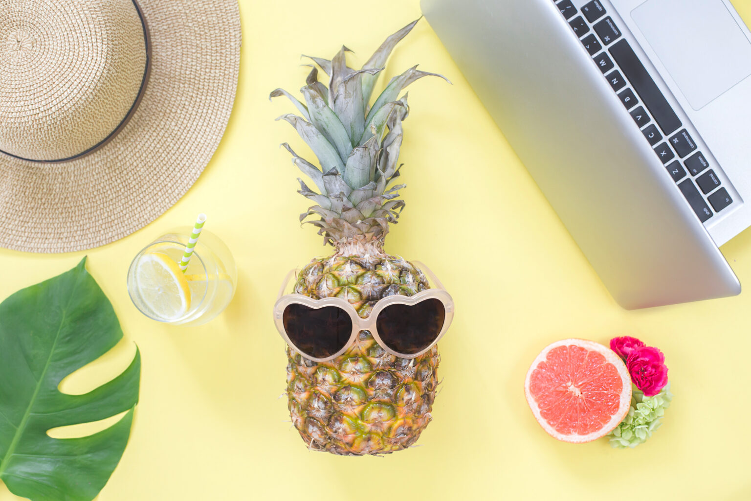 50 Summer Blog Post Ideas - Blogging Her Way