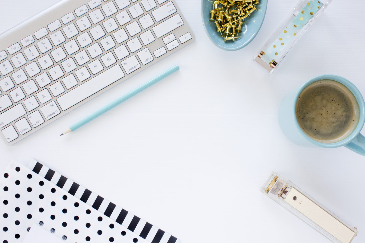 How I Made $35,000+ from Blog Flipping - Blogging Her Way