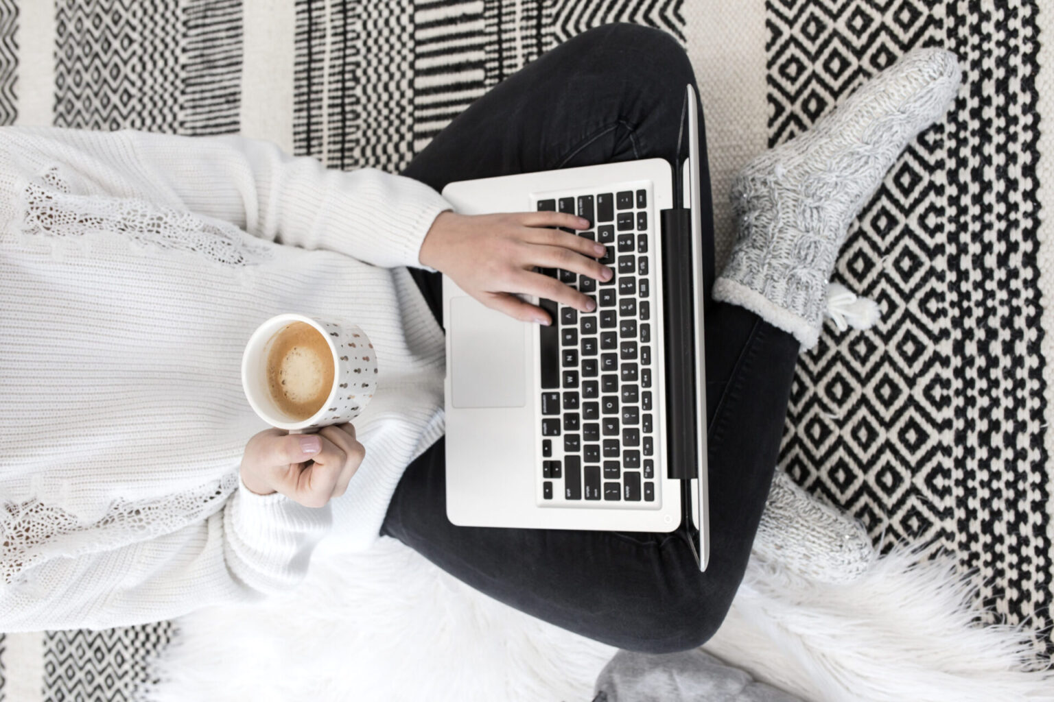 8 Successful Lifestyle Blog Niche Ideas - Blogging Her Way