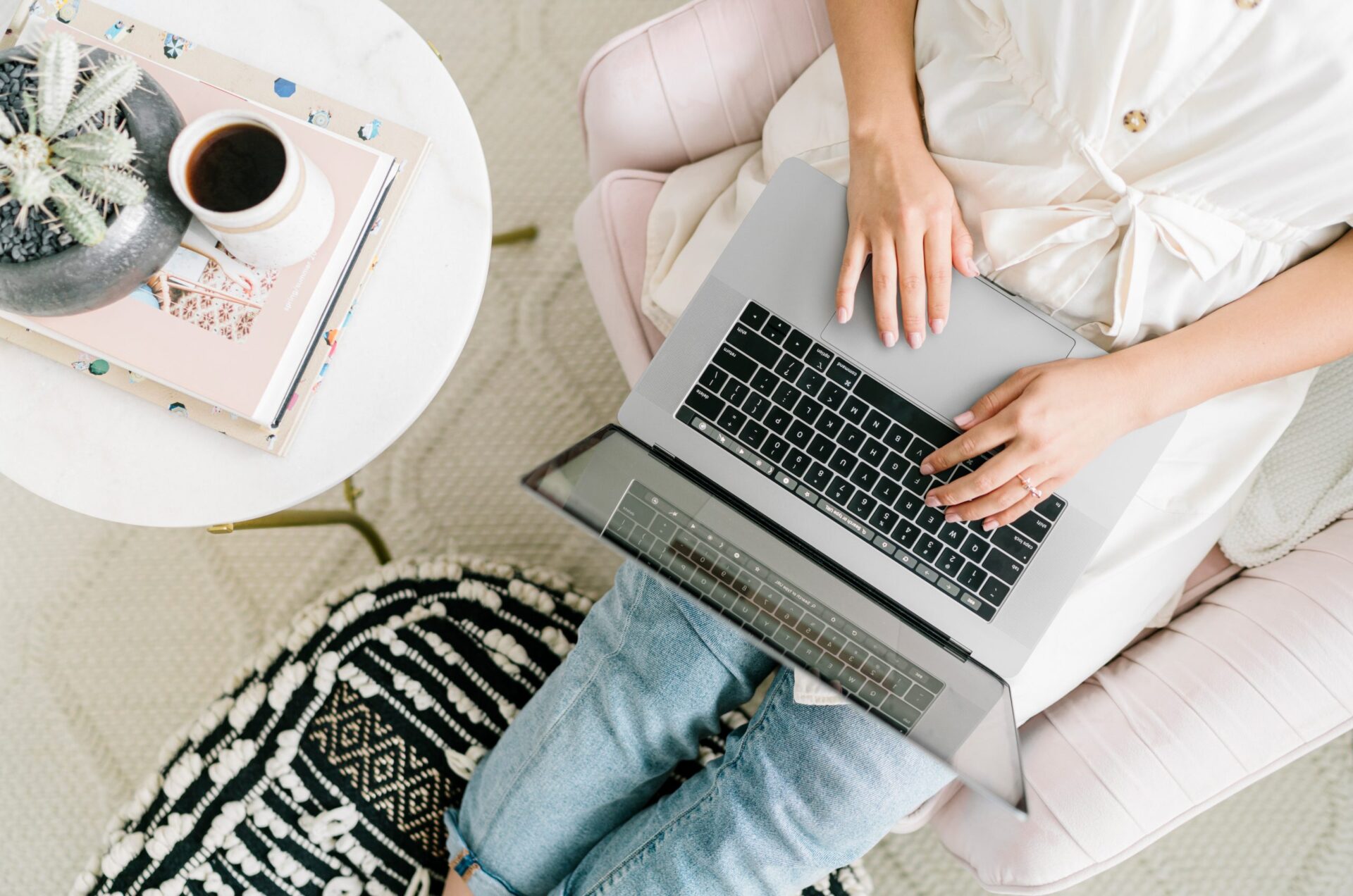 17 Highest Paid Bloggers (And How Much They Earn) - Blogging Her Way